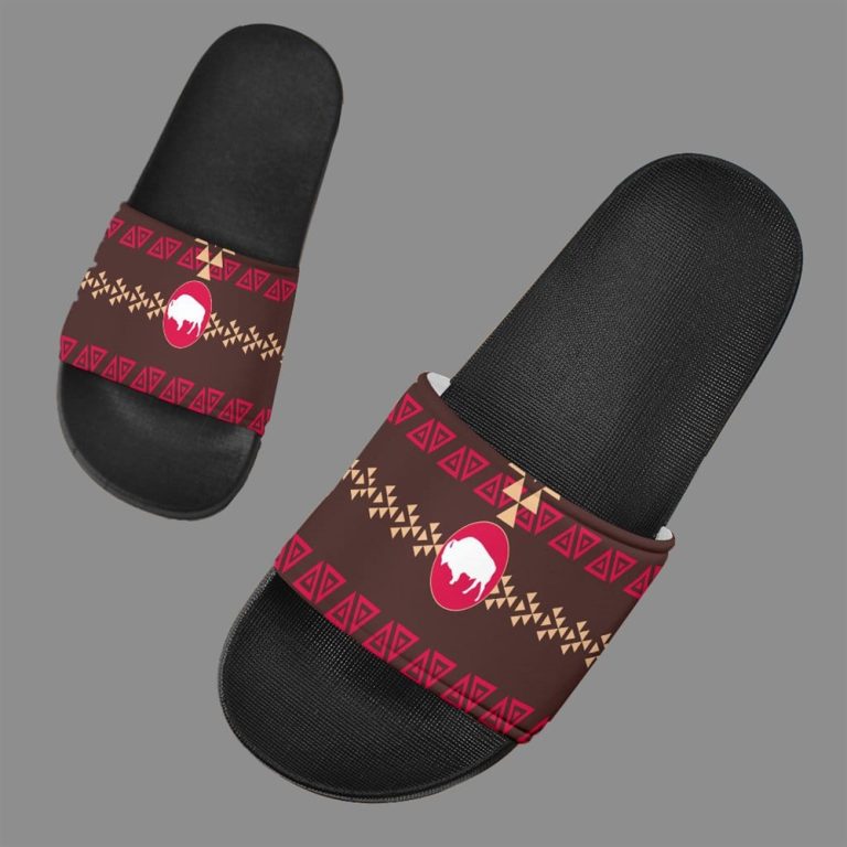 Red Thunderbird Pattern Native American Slide Sandals - Grishko.com
