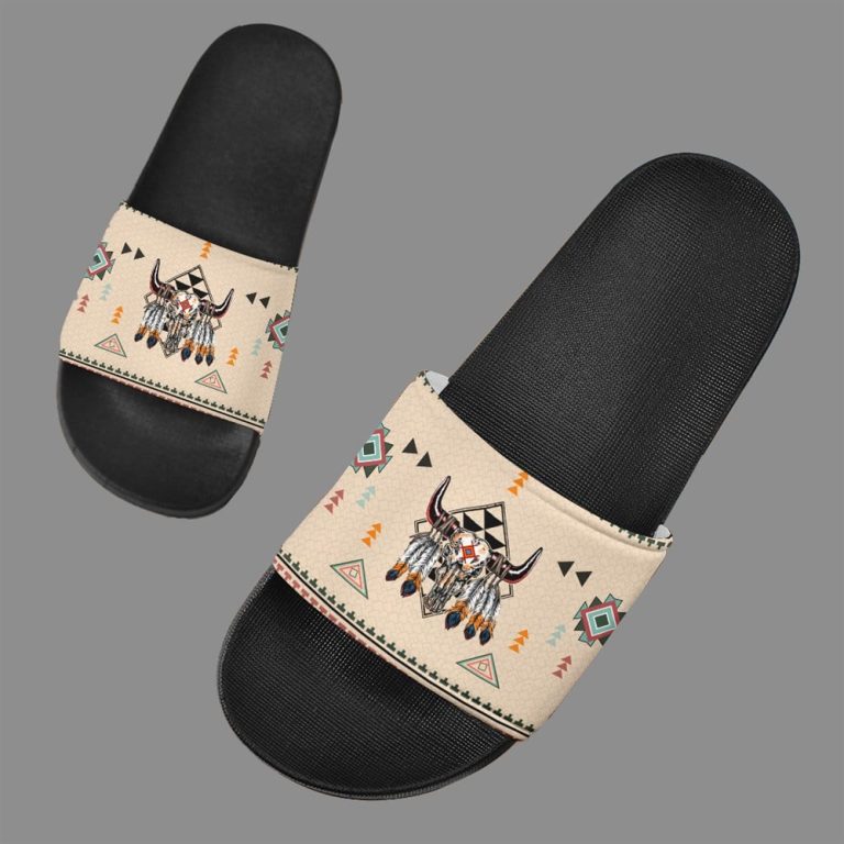 Native American Pride Bison Slide Sandals - Grishko.com